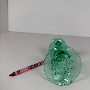 Fenton | Art | Vintage Fenton Emerald Green Glass Cornucopia ...